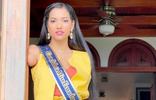 Ella es Victoria Salcedo, la modelo sin brazos ni pierna que compite en ...